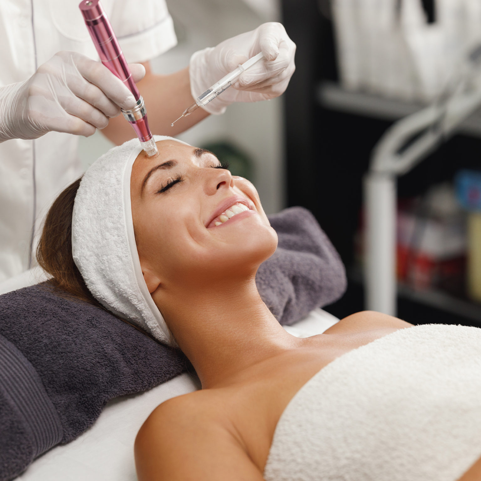 Skin Pen Microneedling Facial - Aqua Beauty